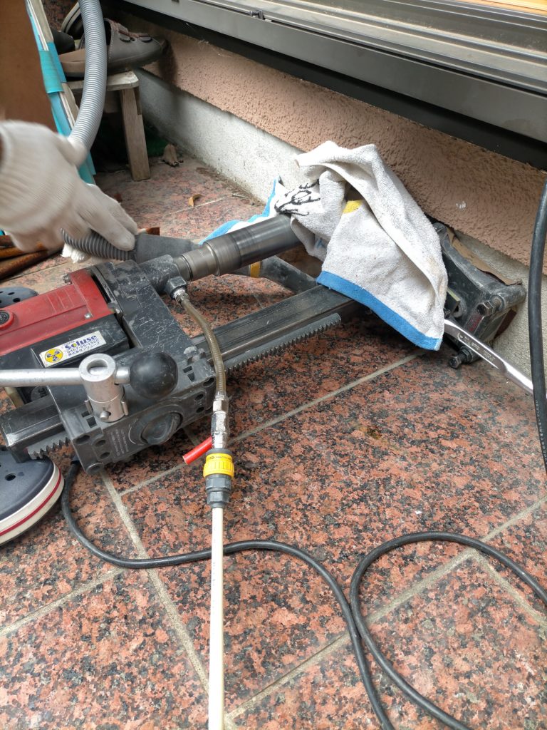 本日の施工現場ニュース｜施工現場より・・・ 東京都 / 一軒家 / コア抜き / レーダー / 探査｜非破壊検査からコア抜き工事・アンカー工事 ...